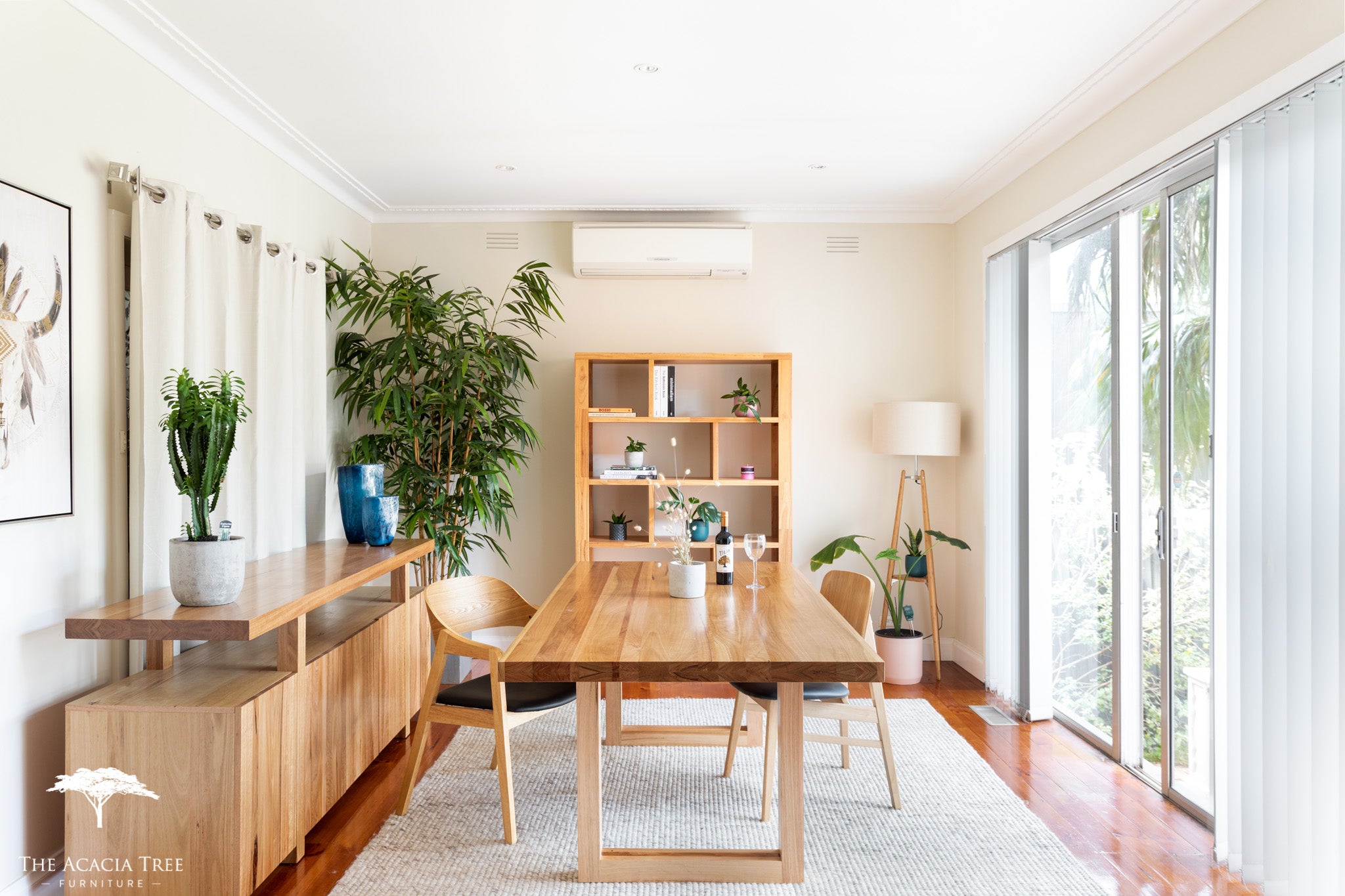 Dining Collections – The Acacia Tree