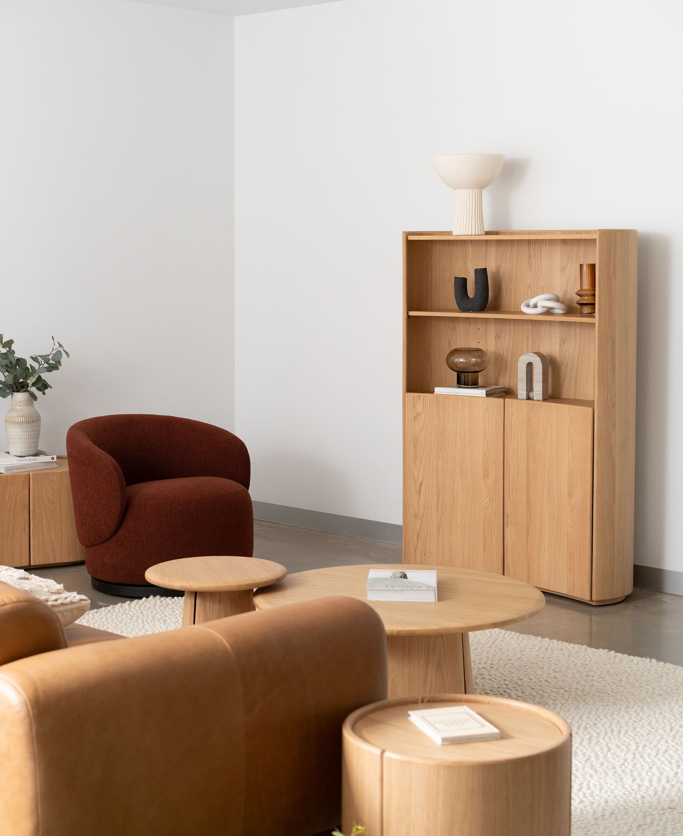 Leora American Oak TV Unit – The Acacia Tree